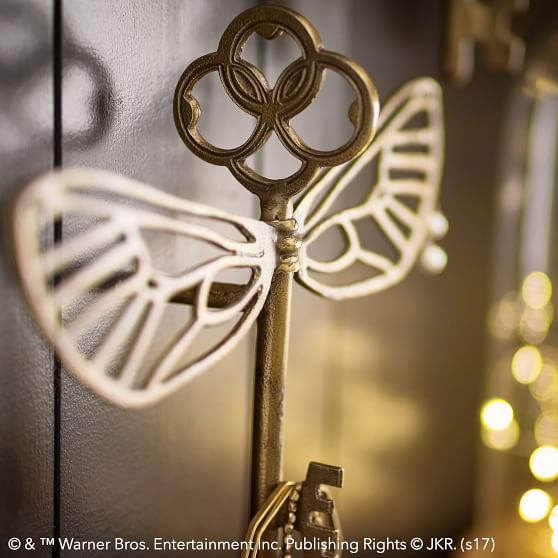 HARRY POTTER™ Flying Key Jewelry Hooks, Set of 3 | PBteen
