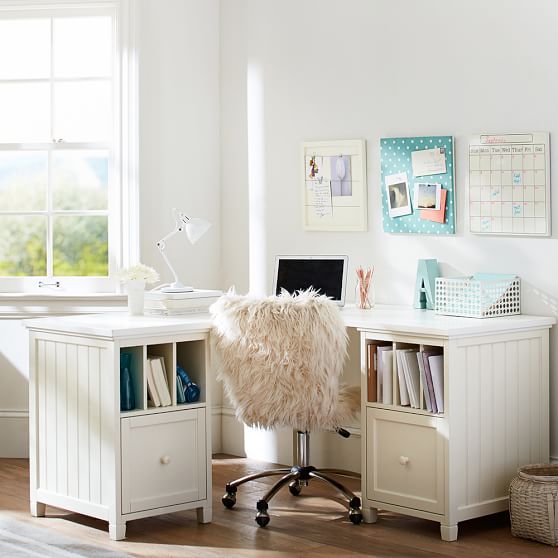 Beadboard Corner Divider Desk | PBteen