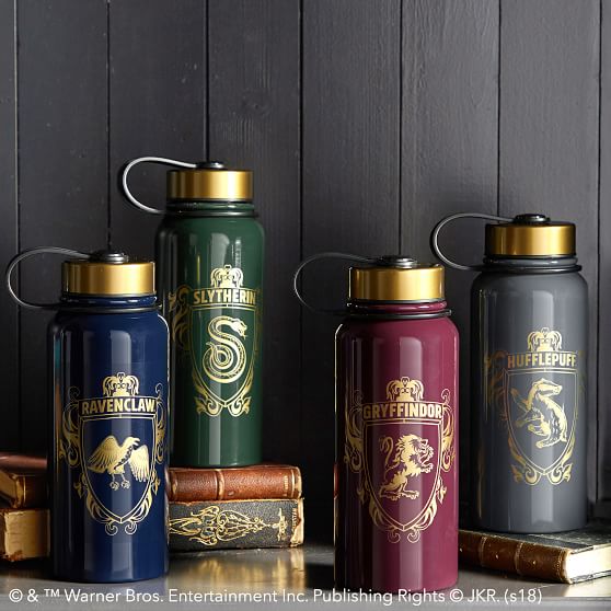HARRY POTTER™ SLYTHERIN™ 27 oz Water Bottle | PBteen